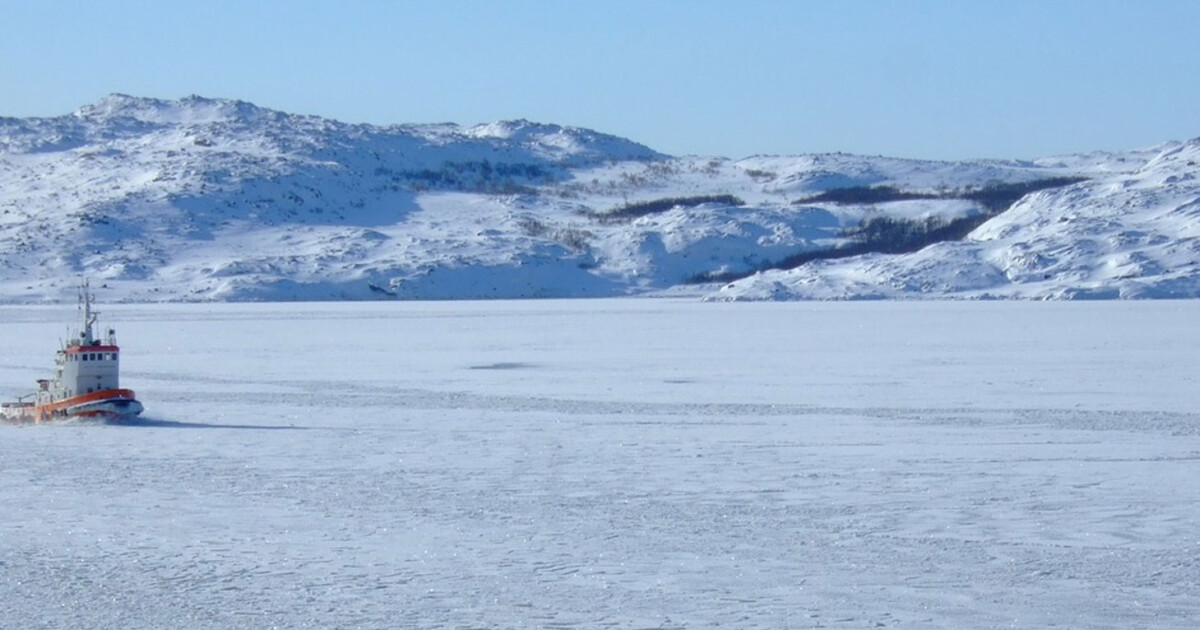 Réchauffement climatique : l'Arctique devient le terrain de jeu des ...